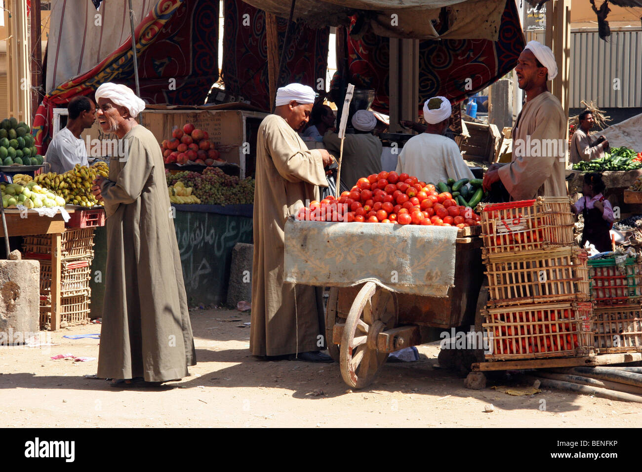 Galabiya hi-res stock photography and images - Alamy