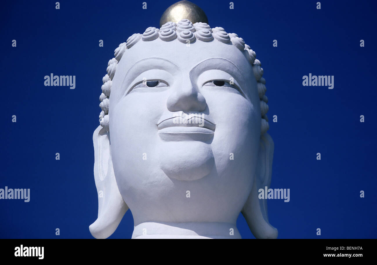 Theravada buddhism hinayana buddhism tourism tourist ton wat thailand ...