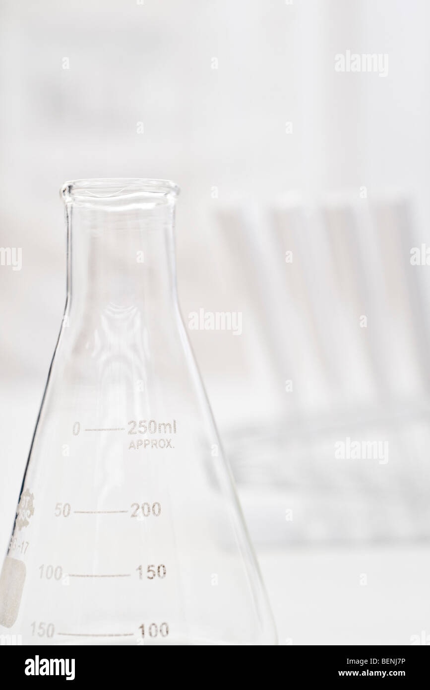 Graduated colour backgrounds hi-res stock photography and images - Alamy