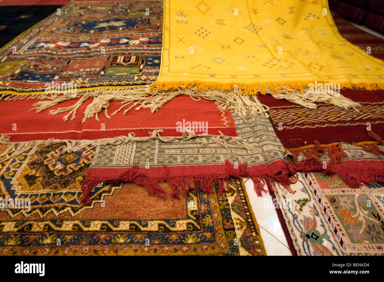 Rugs shop display hi-res stock photography and images - Alamy