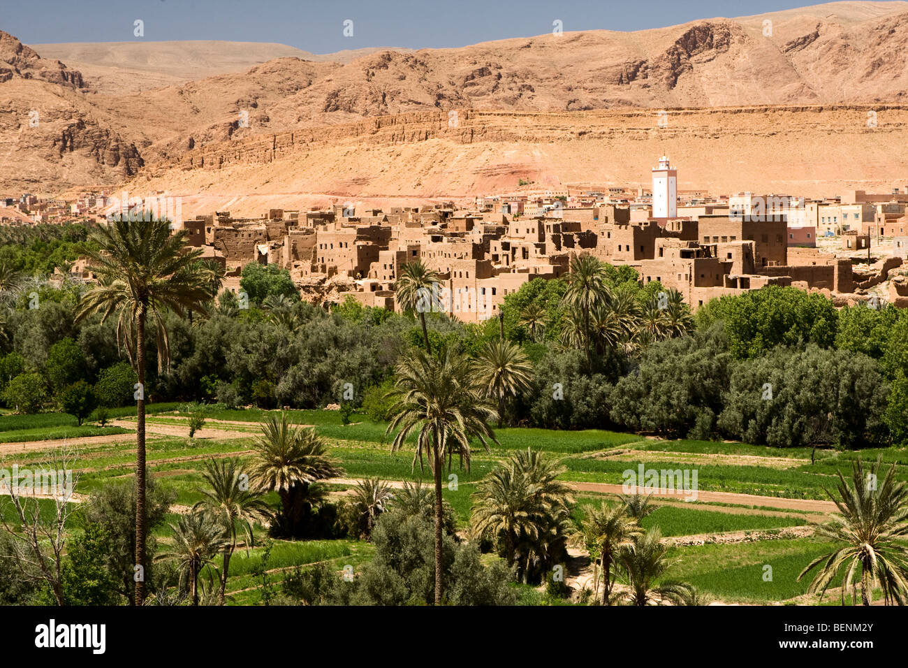 Tinerhir village hi-res stock photography and images - Alamy