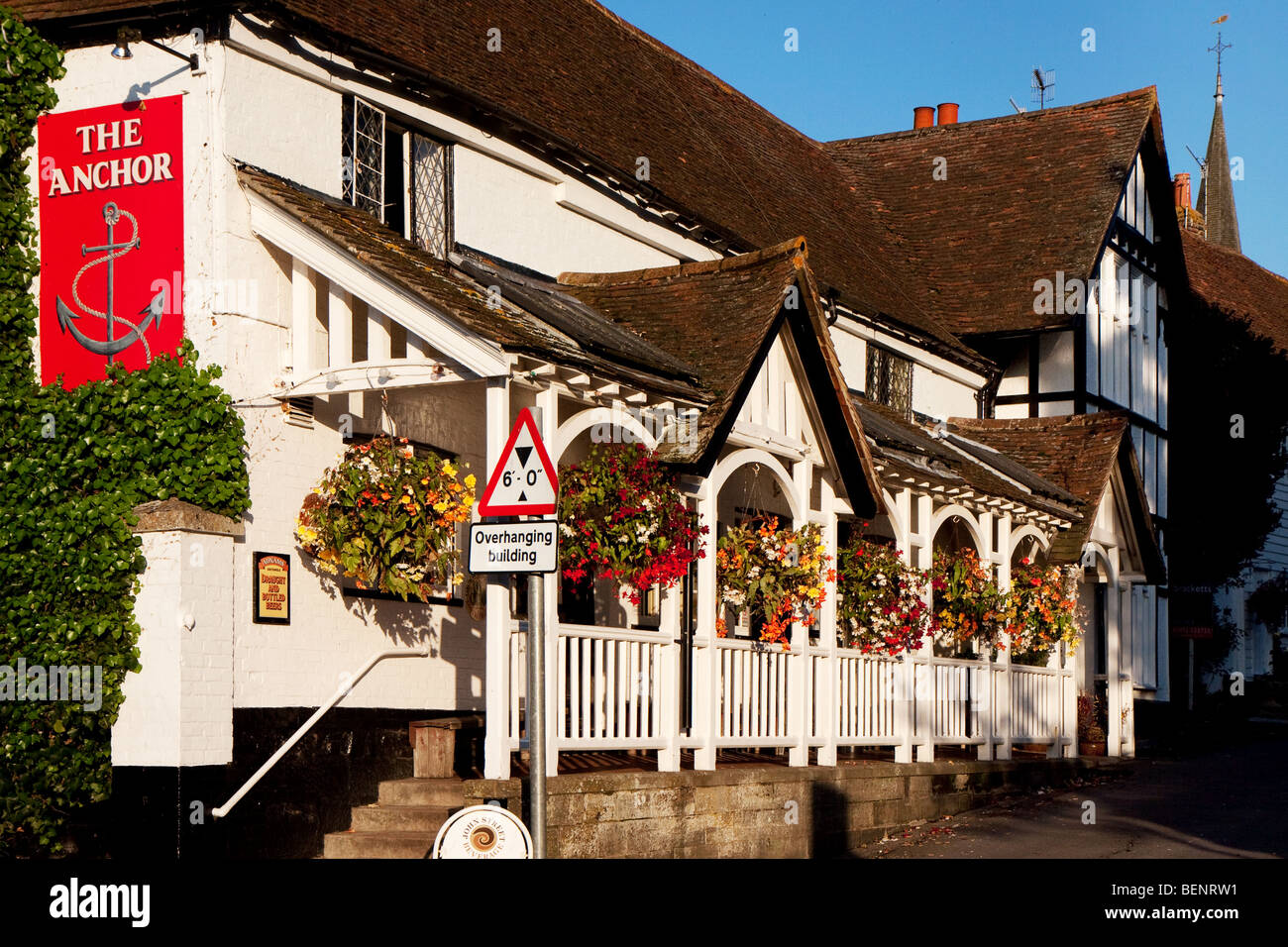 Pub hartfield sussex england hi-res stock photography and images - Alamy