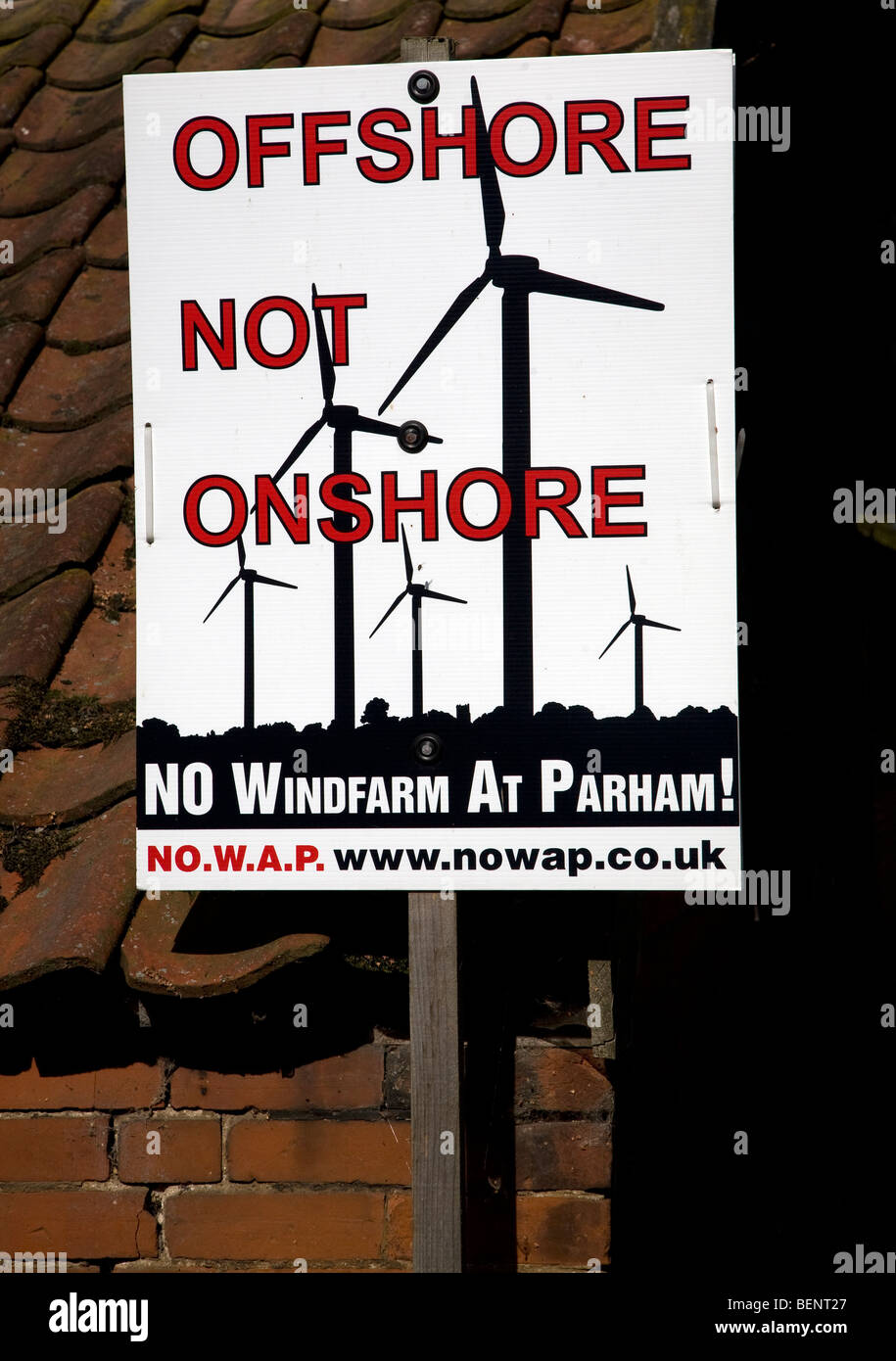 Onshore windfarm wind farm hi-res stock photography and images - Alamy