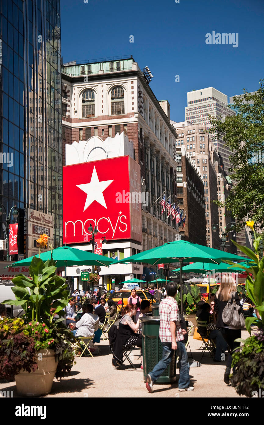 Herald Square in New York City Stock Photo - Alamy