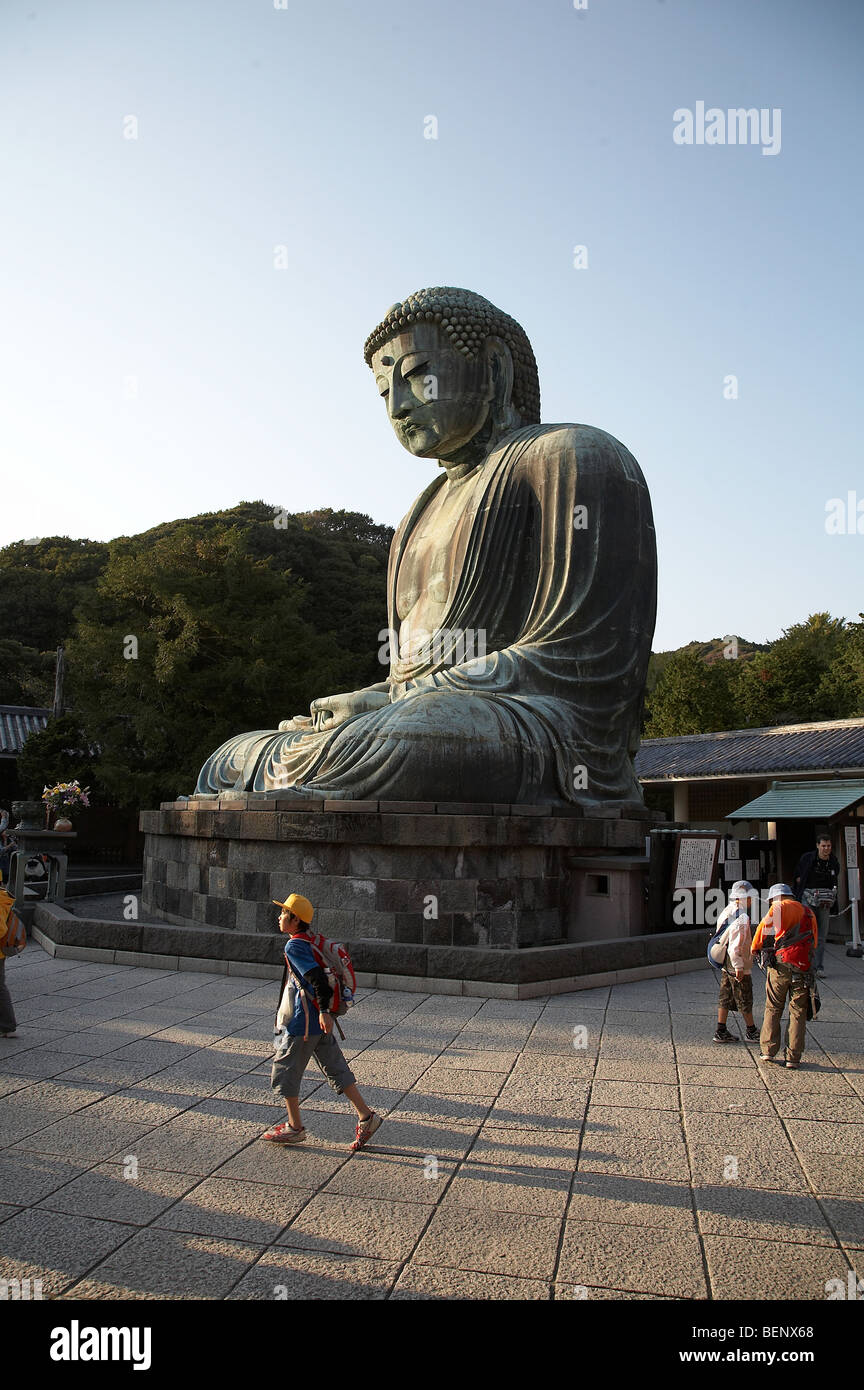 JAPAN Daibutsu Great Buddha statue, Kamakura. photo by Sean Spraqgue ...