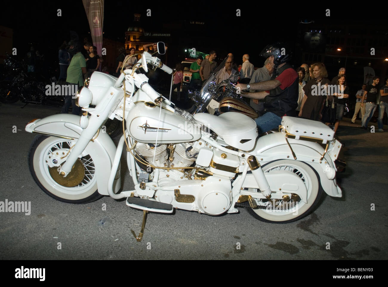 Harley davidson motorcycle tour hi-res stock photography and images - Alamy