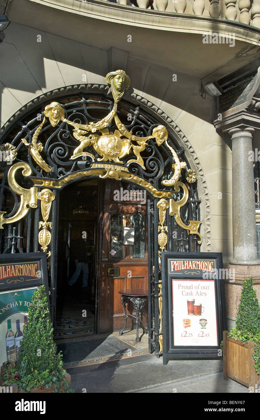 Liverpool City centre Philharmonic pub Stock Photo - Alamy