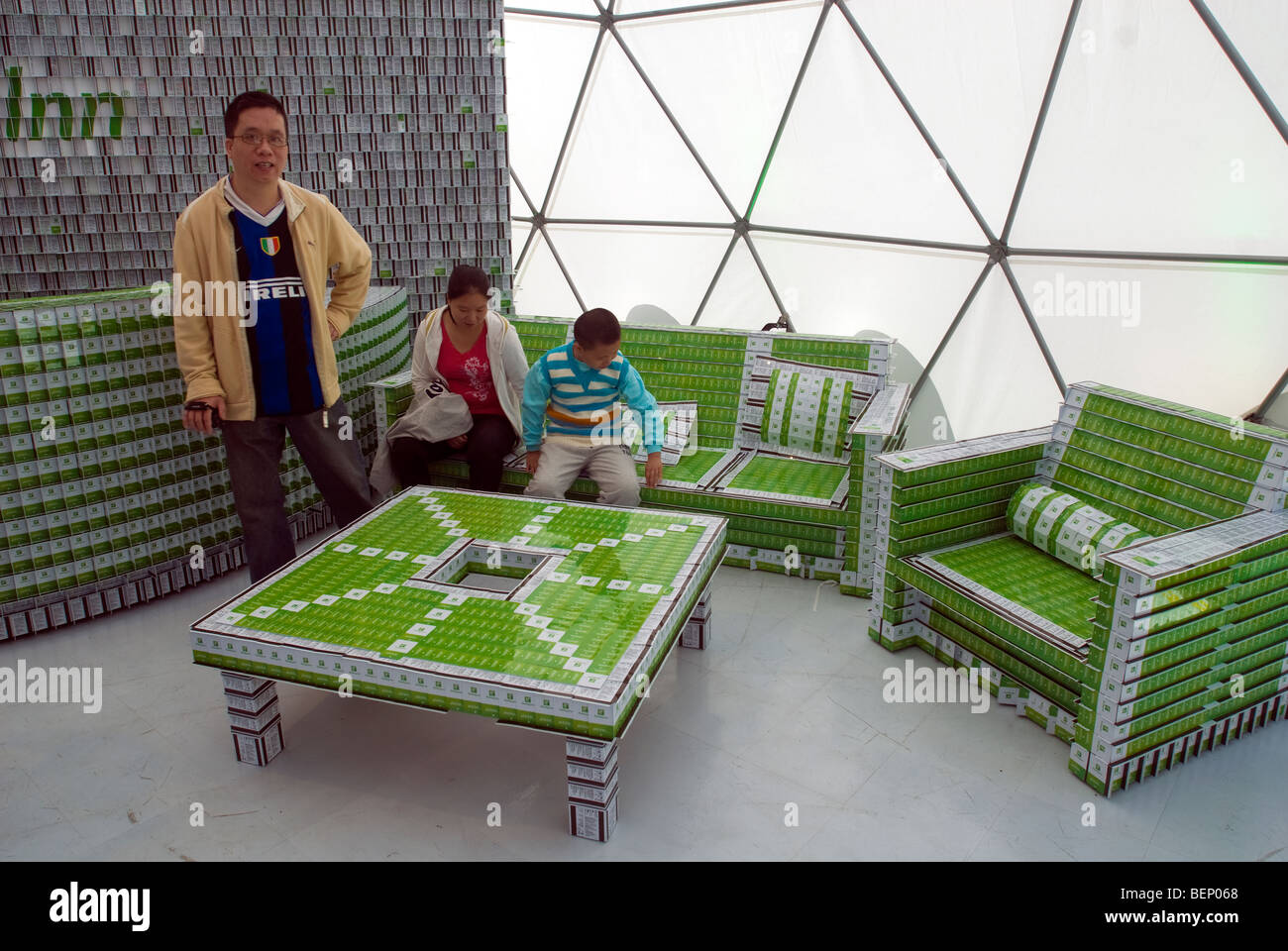 Holiday Inn Express Lobby High Resolution Stock Photography and Images ...