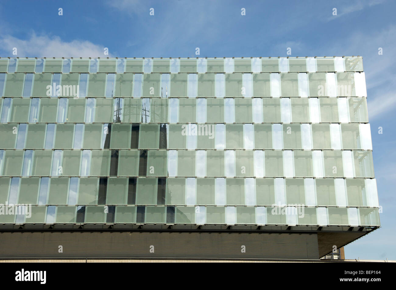 The city of liverpool college hi-res stock photography and images - Alamy
