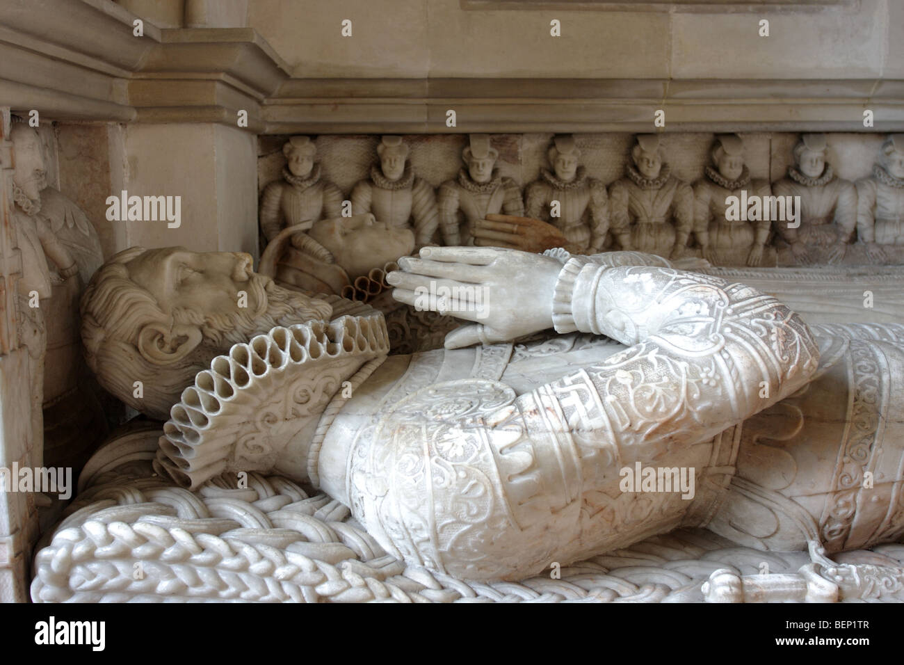 Sir richard lee tomb hi-res stock photography and images - Alamy