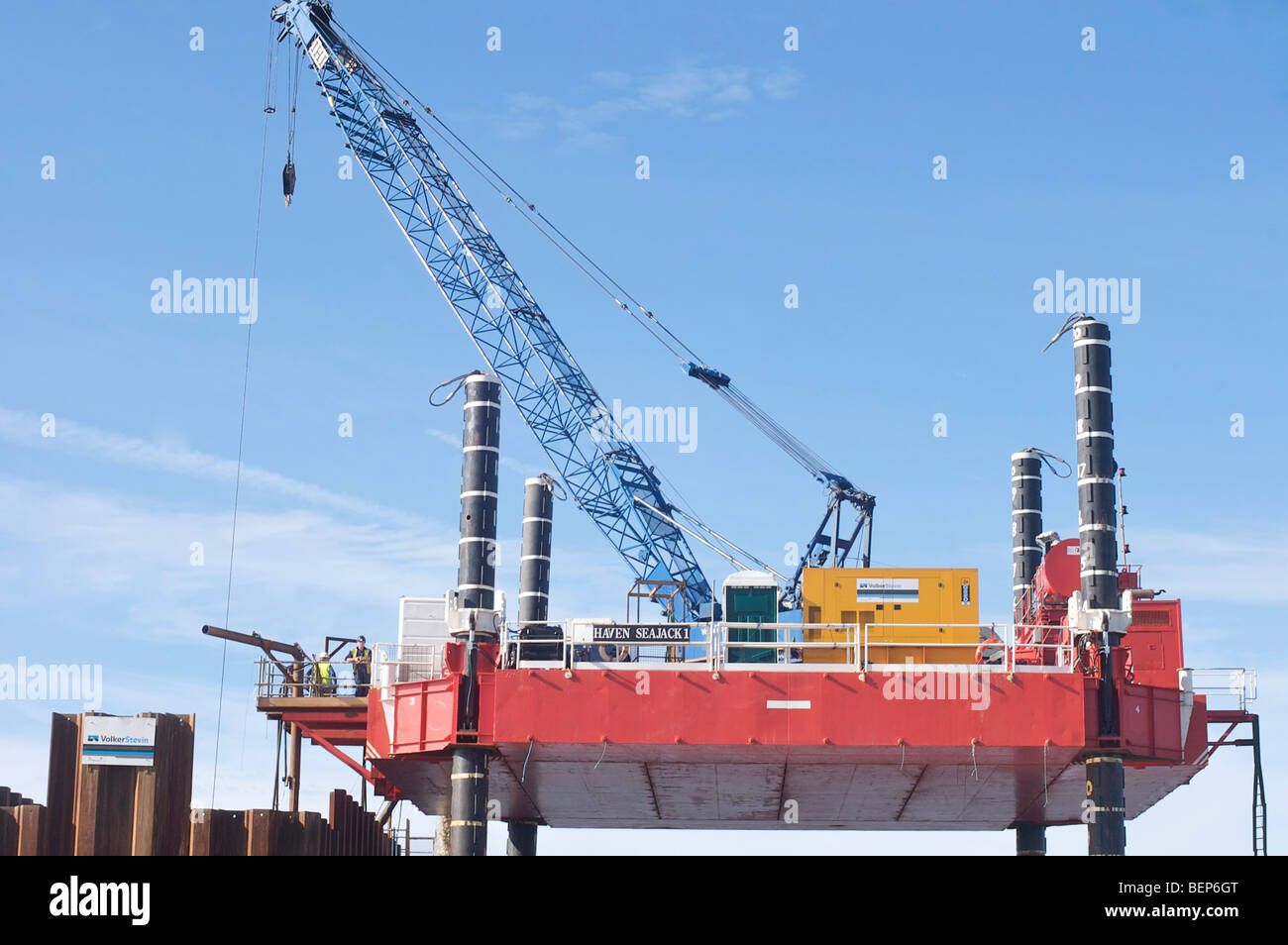Pipeline repair platform Stock Photo - Alamy