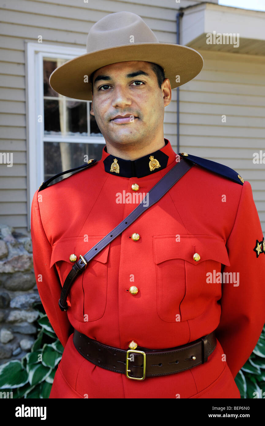 Canadian Mounties in Uniform in Patriotic Parade Stock Photo - Alamy