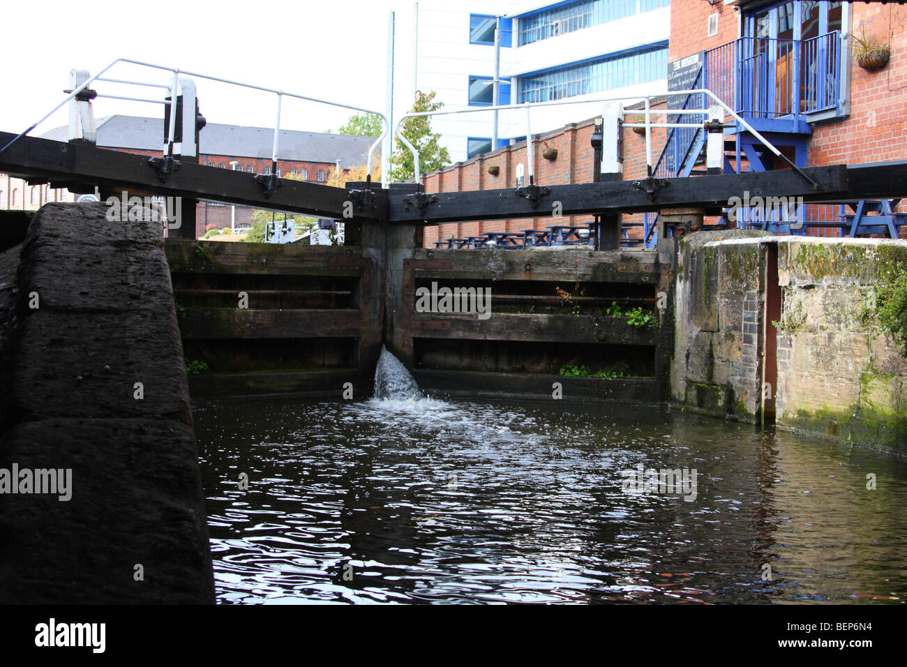 A lock on gates hi-res stock photography and images - Alamy