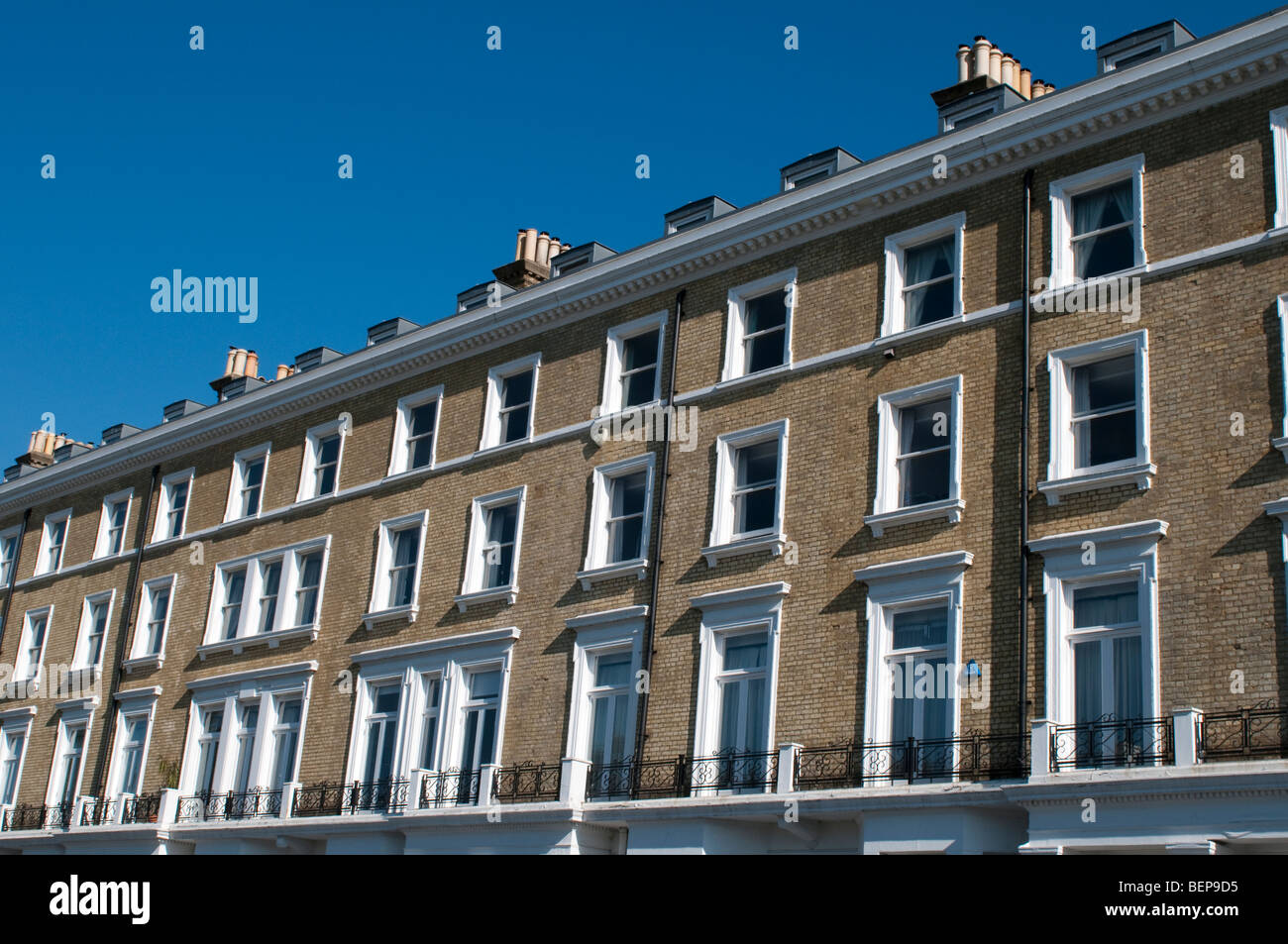 Surrey mansions hi-res stock photography and images - Alamy