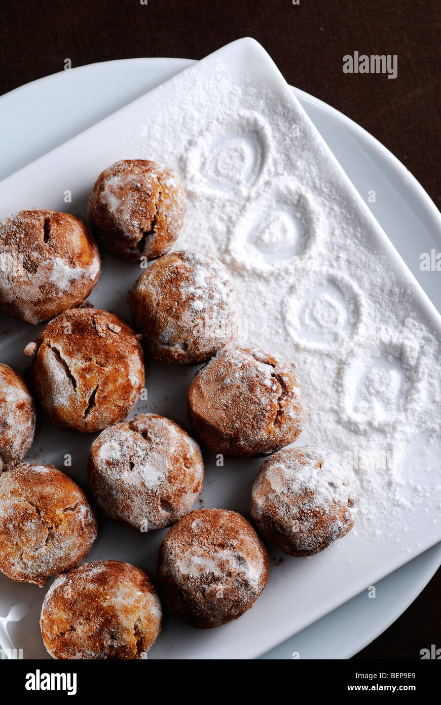 Ball cookies hi-res stock photography and images - Alamy