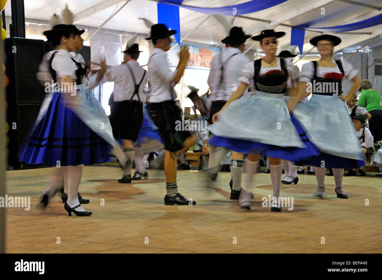 Oktoberfest dancing hi-res stock photography and images - Alamy