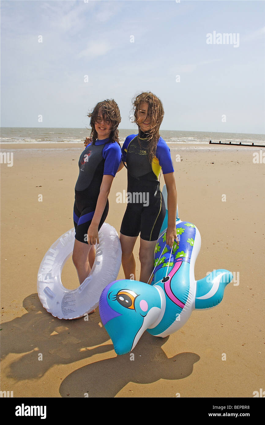 Sandy beach in england hi-res stock photography and images - Alamy