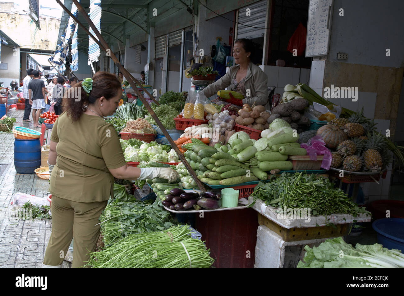 VIETNAM Vegetable market in Saigon. photo by SEAN SPRAGUE Stock Photo ...