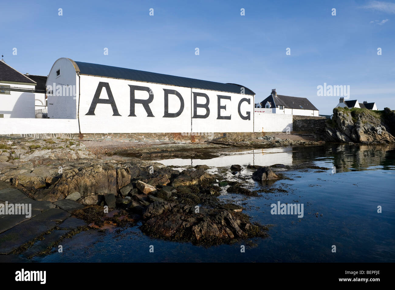 Ardbeg distillery hi-res stock photography and images - Alamy