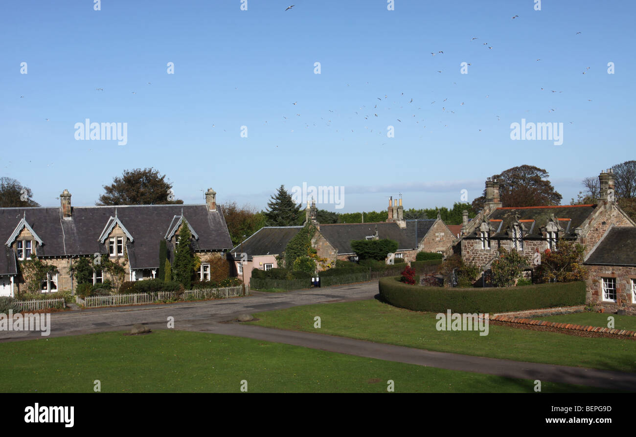 Dirleton village hi-res stock photography and images - Alamy