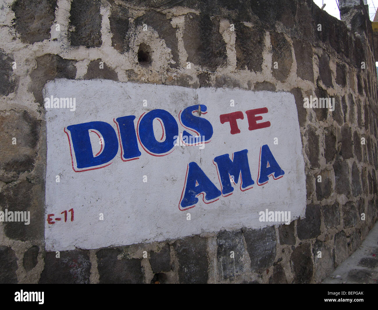 Guatemala San Pedro La Laguna Sign saying: God Loves You Stock Photo ...