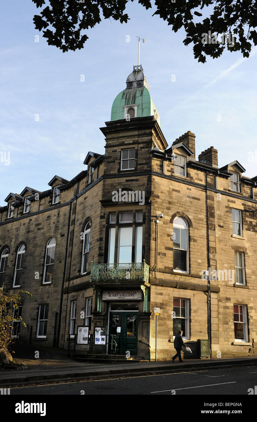 Buxton museum and peak district and uk hi-res stock photography and ...