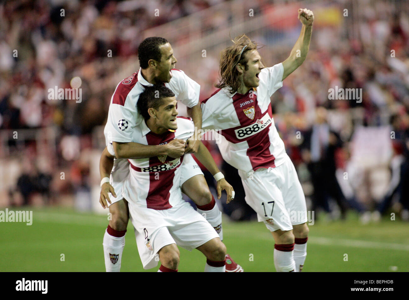 Football action celebrating hugging hi-res stock photography and images ...