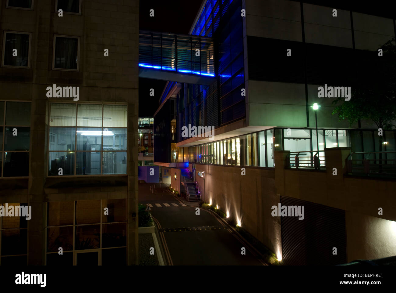 Edinburgh financial district hi-res stock photography and images - Alamy