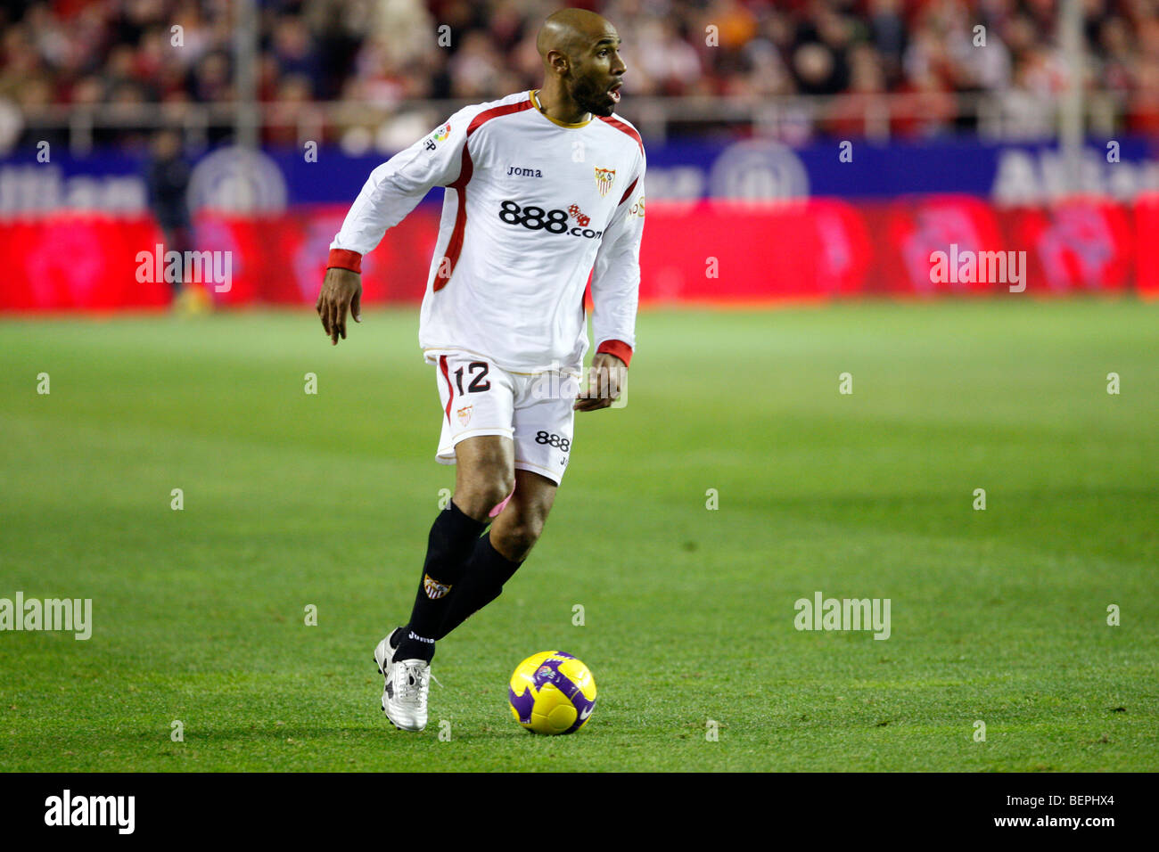 Professional soccer player hi-res stock photography and images - Alamy