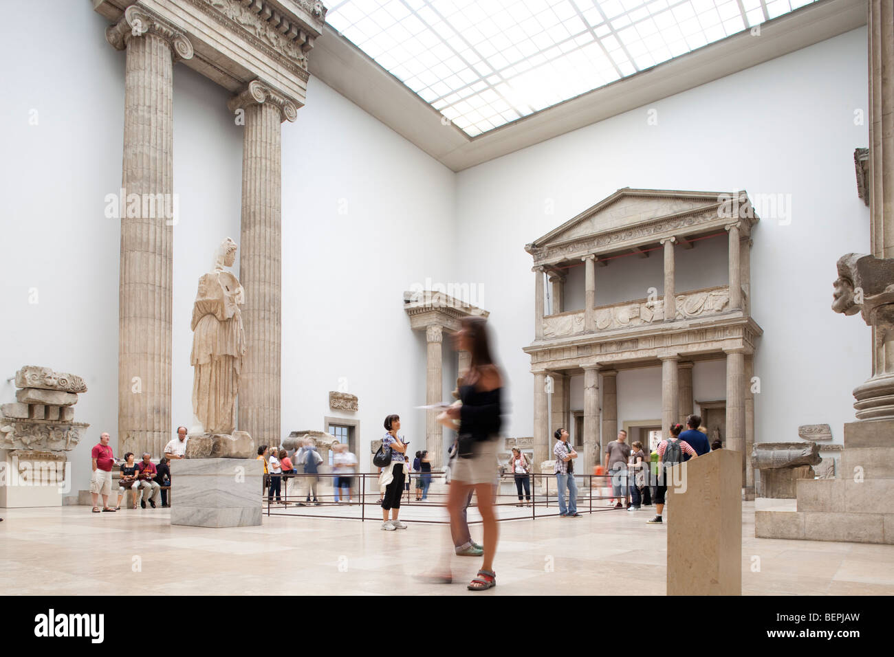 Hellenistic architecture hi-res stock photography and images - Alamy