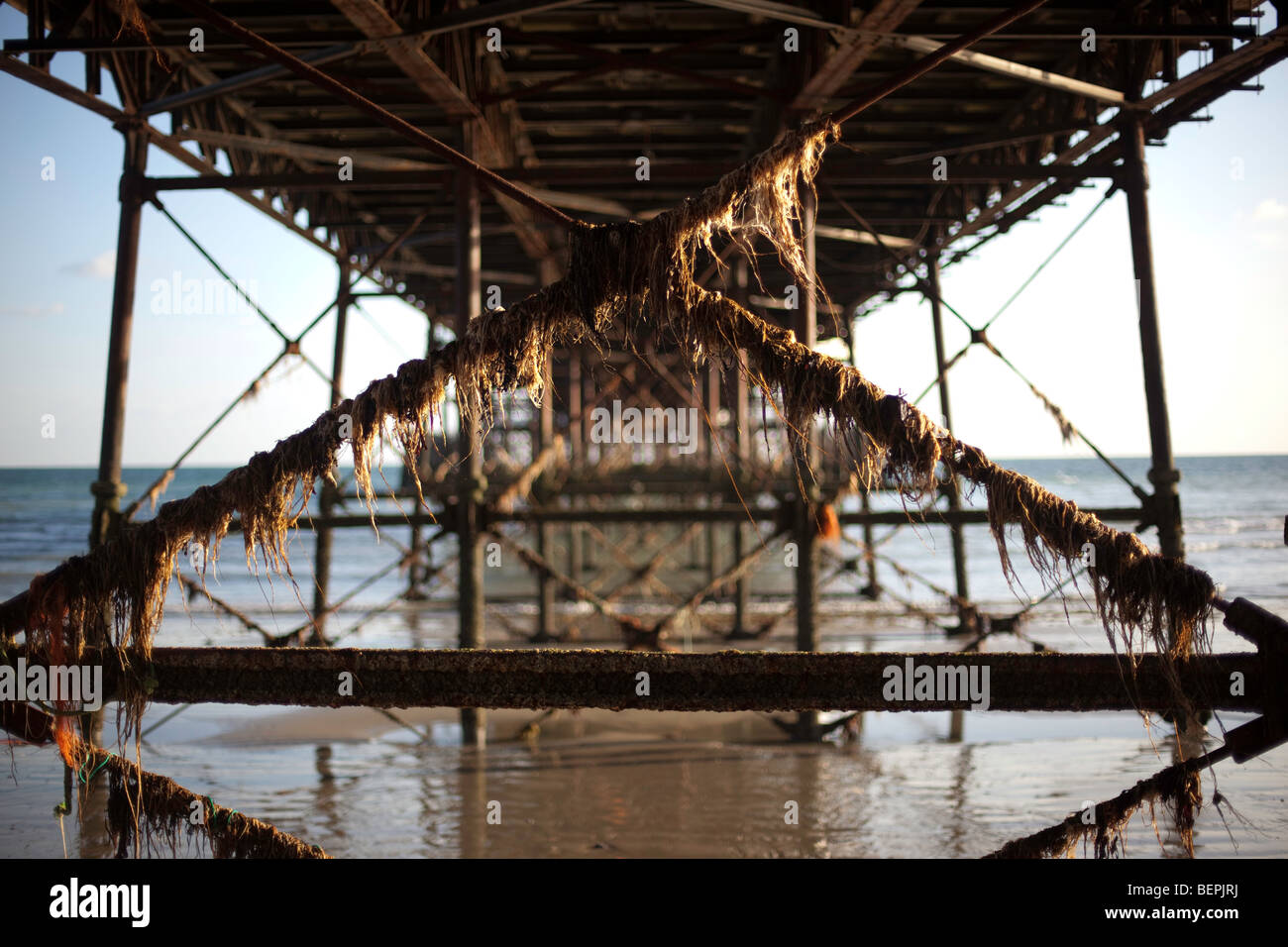 Pier structure hi-res stock photography and images - Alamy
