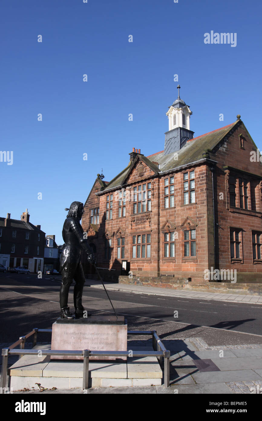 Statue of James Graham first marquis of Montrose and Montrose Public ...
