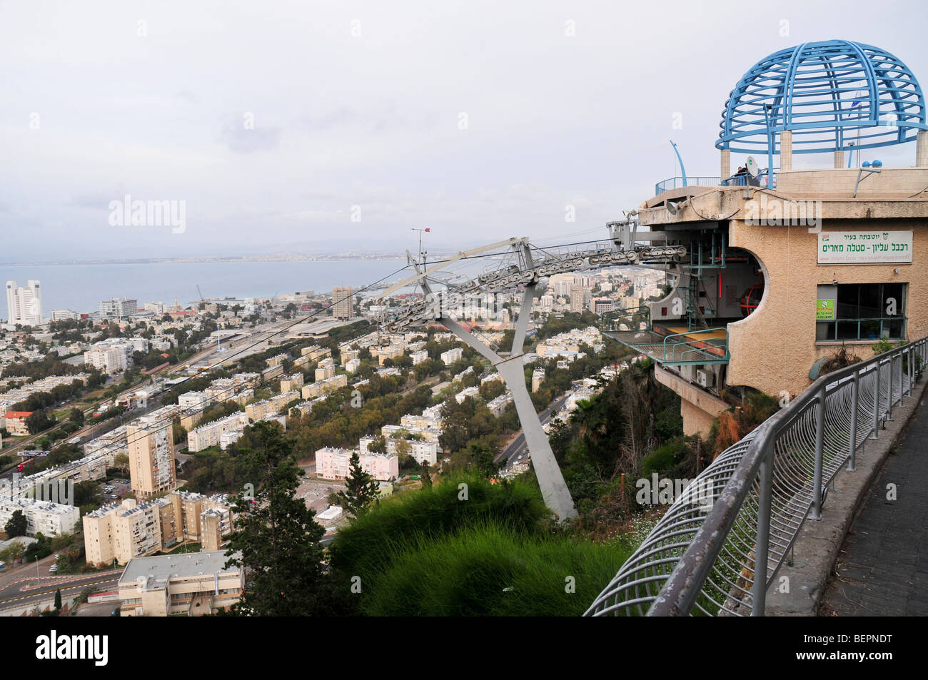 Israel, Haifa, the Stella Maris cable car station Stock Photo - Alamy