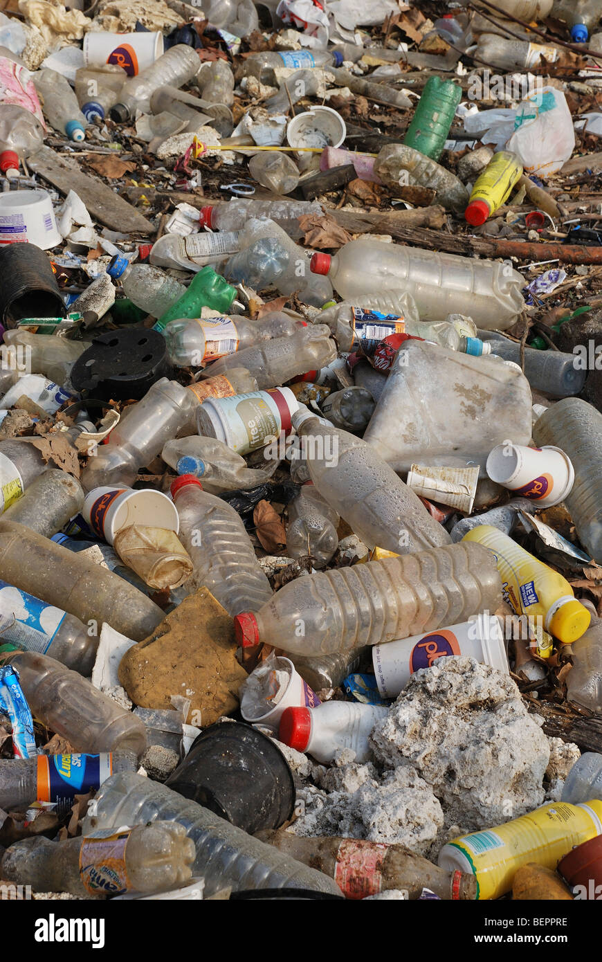 Flotsam junk hi-res stock photography and images - Alamy