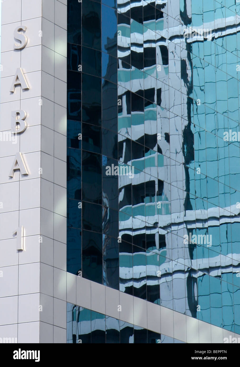 Tall shiny building hi-res stock photography and images - Alamy