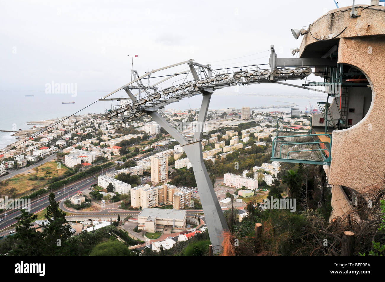 Israel, Haifa, the Stella Maris cable car station Stock Photo - Alamy