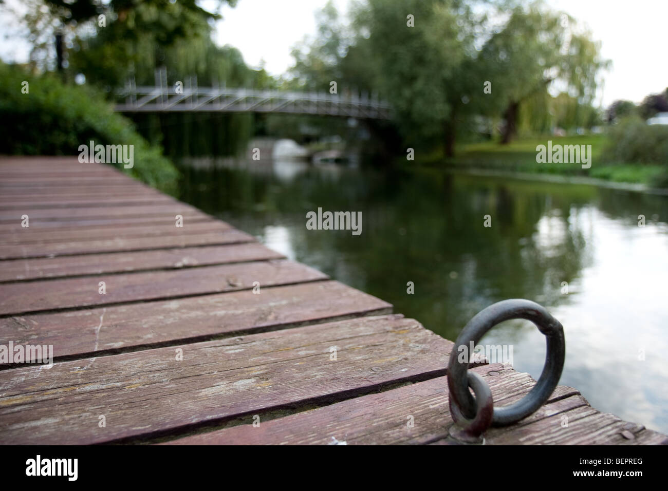 River thames reflection hi-res stock photography and images - Alamy