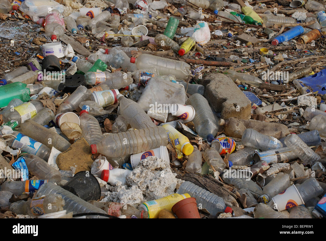 Flotsam junk hi-res stock photography and images - Alamy