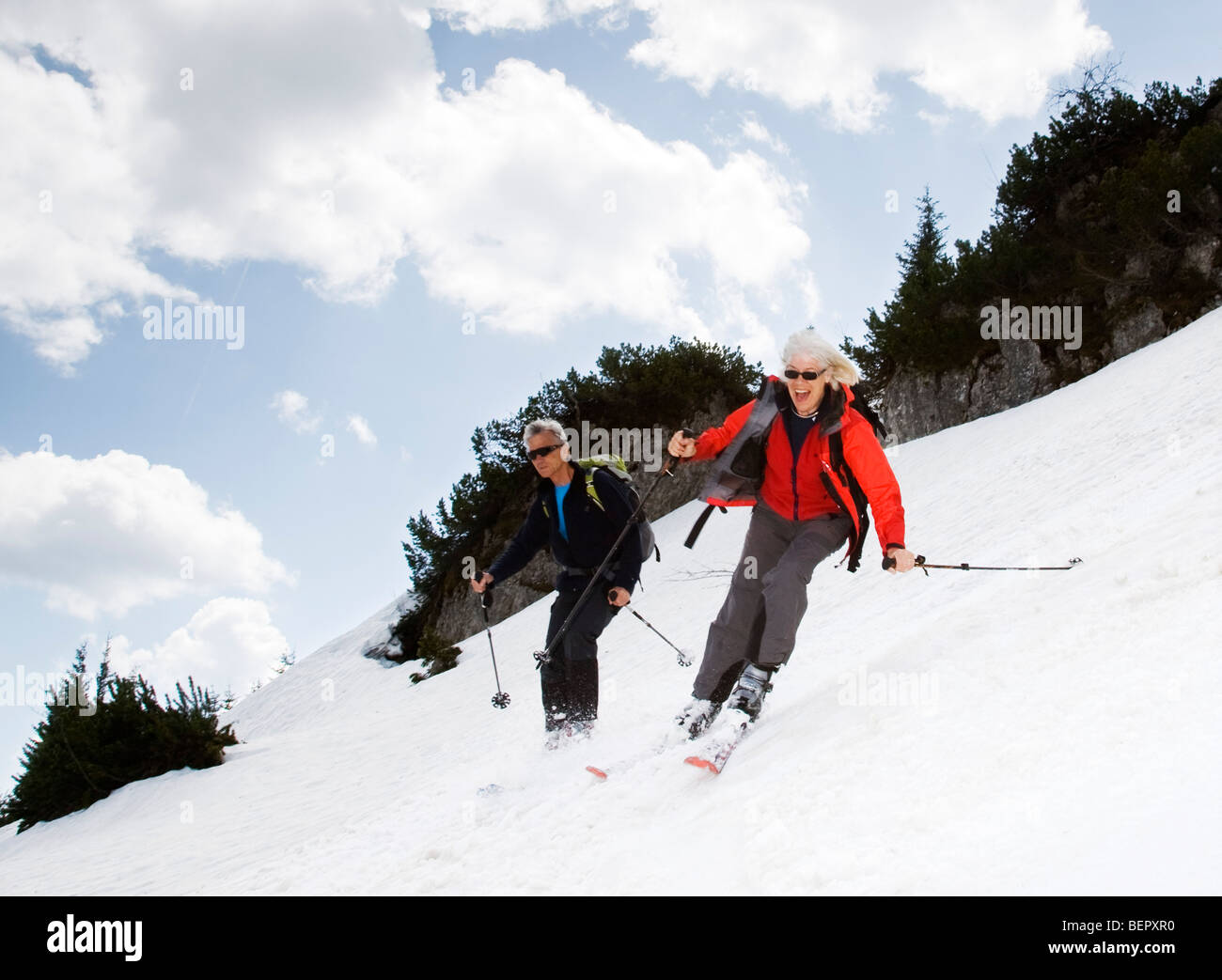 Old couple skiing hi-res stock photography and images - Alamy