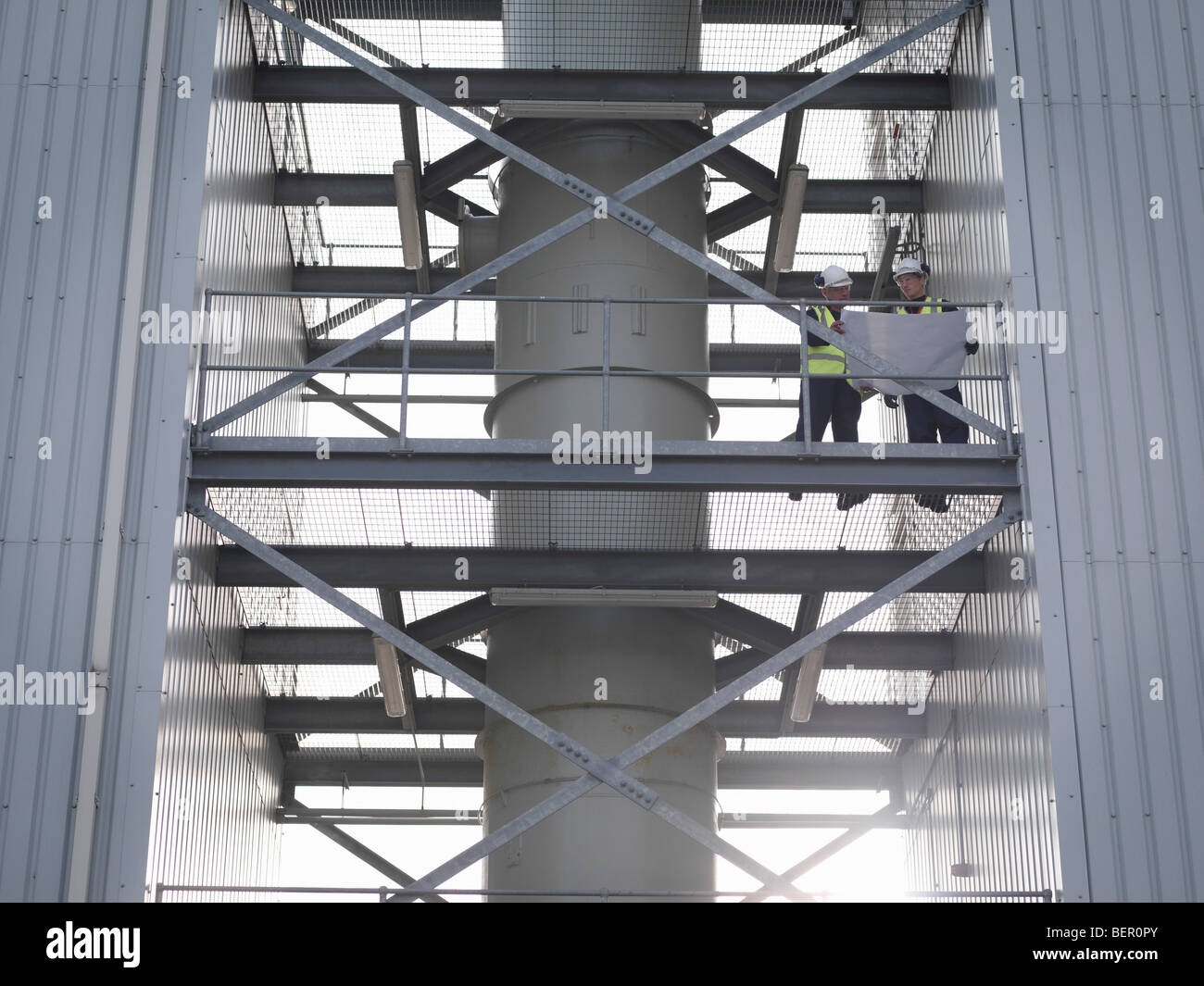 24 port hi-res stock photography and images - Alamy