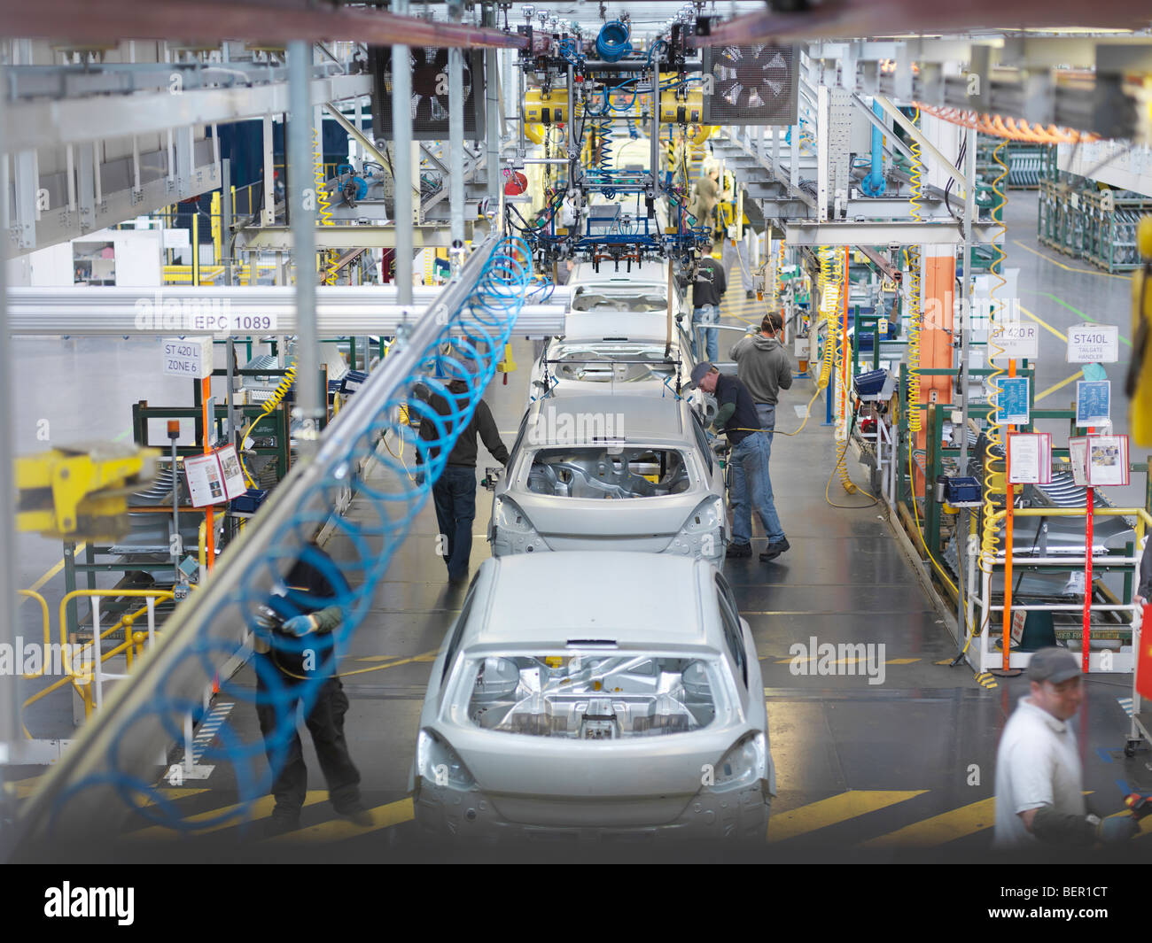 Car_production hi-res stock photography and images - Alamy