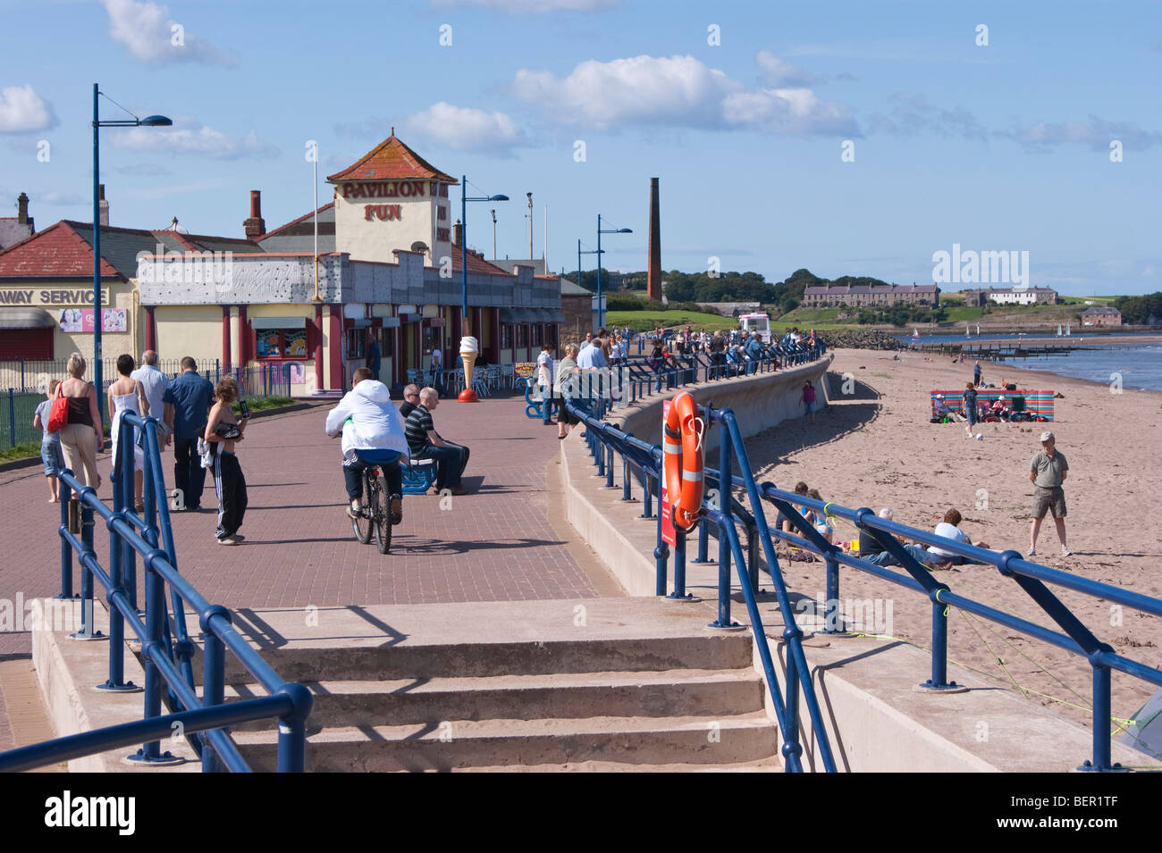 Spittal beach near Berwick in Northumberland midsummer sunshine ...