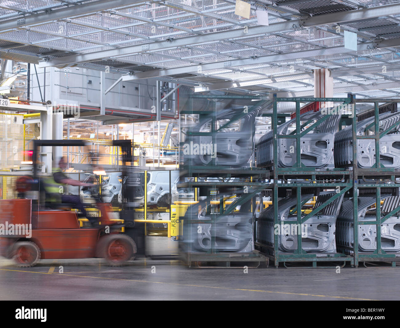 Truck assembly line hi-res stock photography and images - Alamy