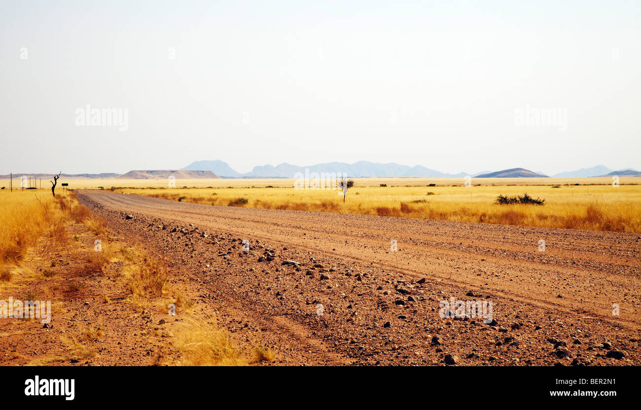Orange dirt road hi-res stock photography and images - Alamy
