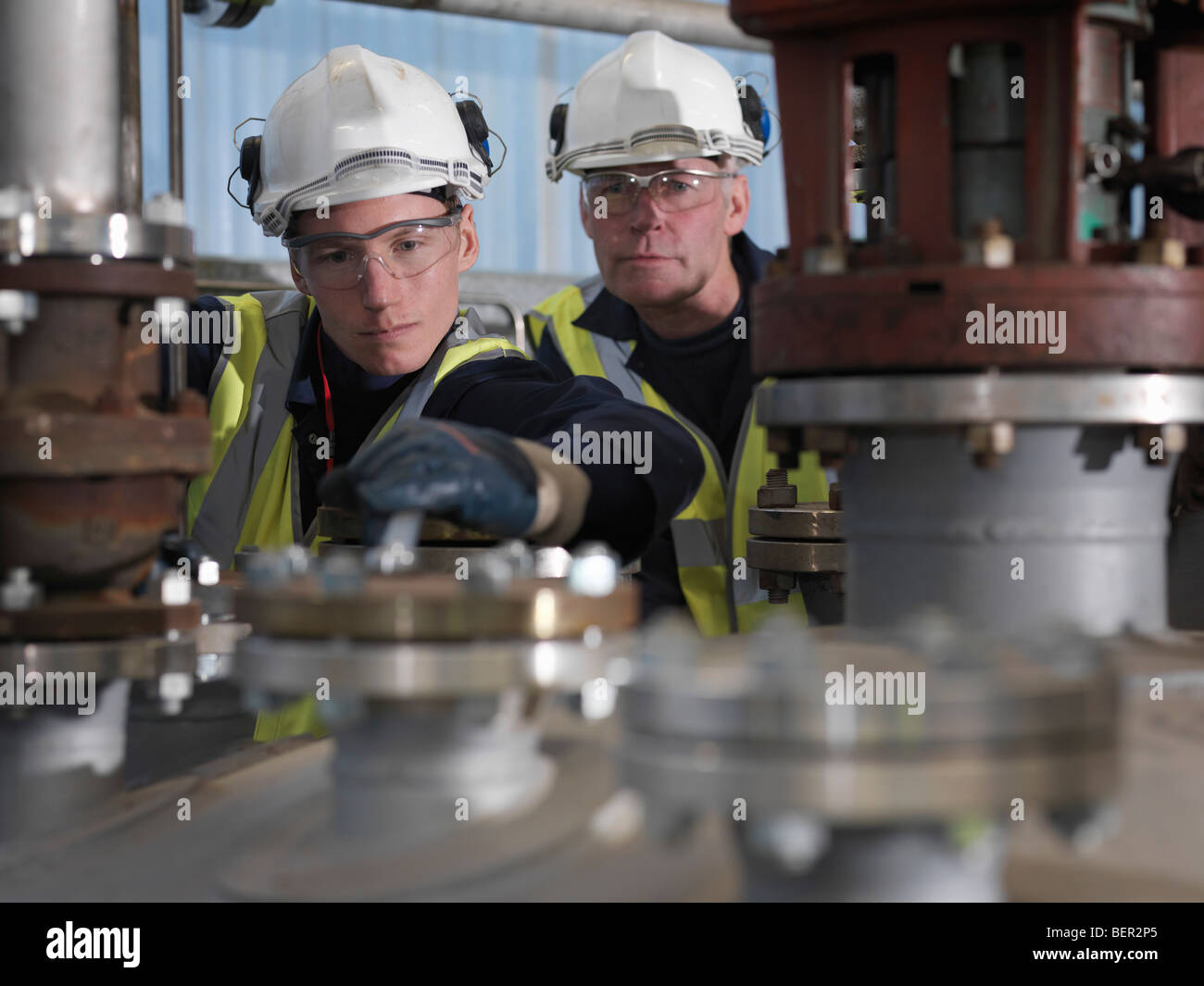 Valve port hi-res stock photography and images - Alamy