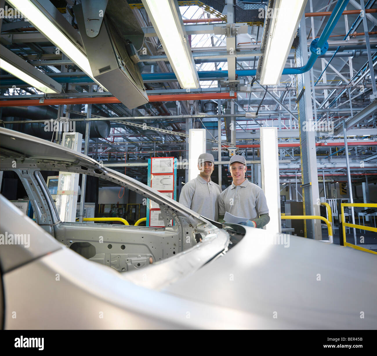 Indian car production hi-res stock photography and images - Alamy