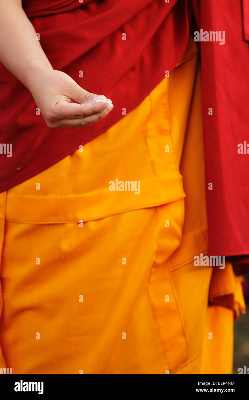 Tibetan monk hi-res stock photography and images - Alamy