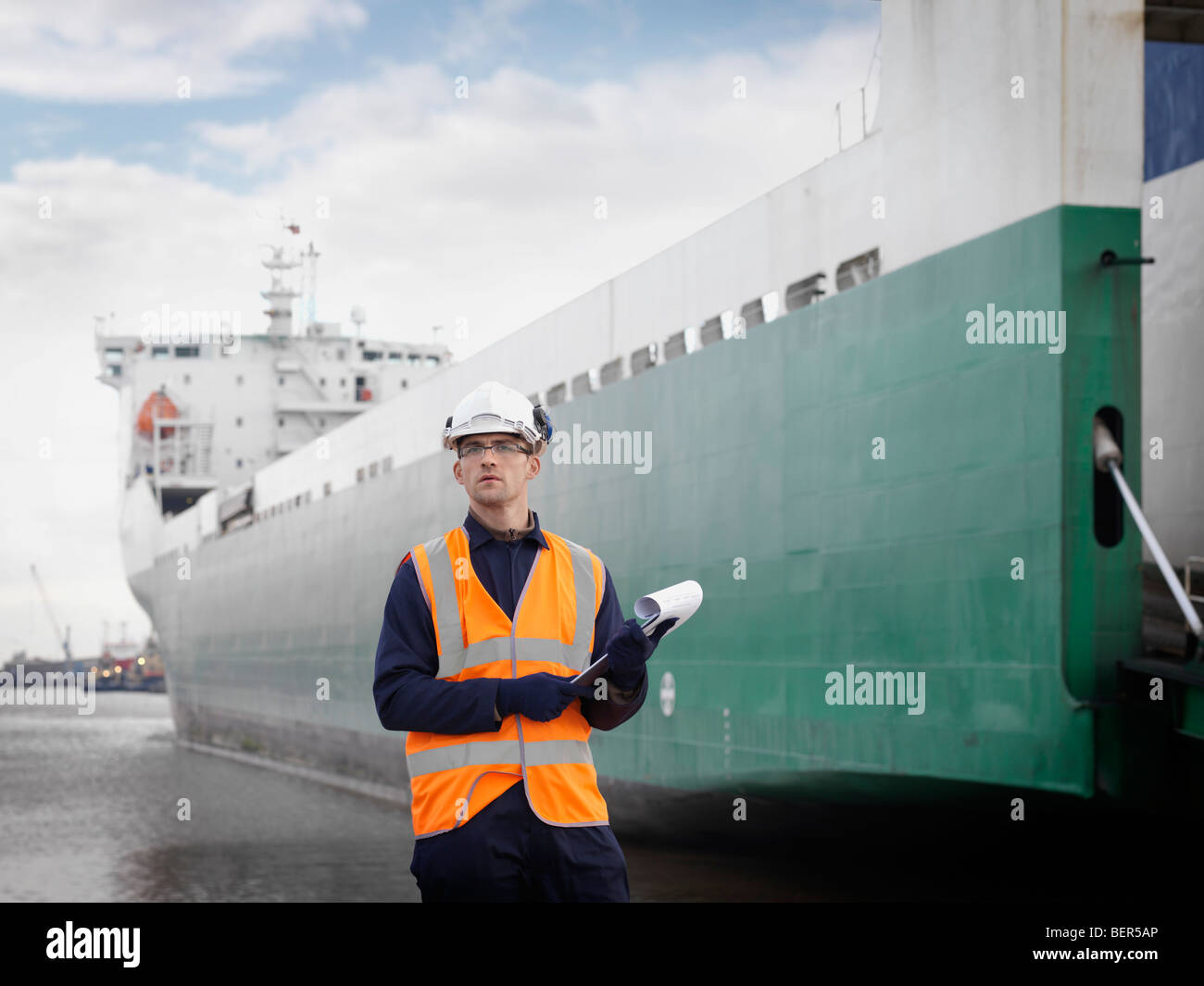 Maritime ship in port hi-res stock photography and images - Alamy