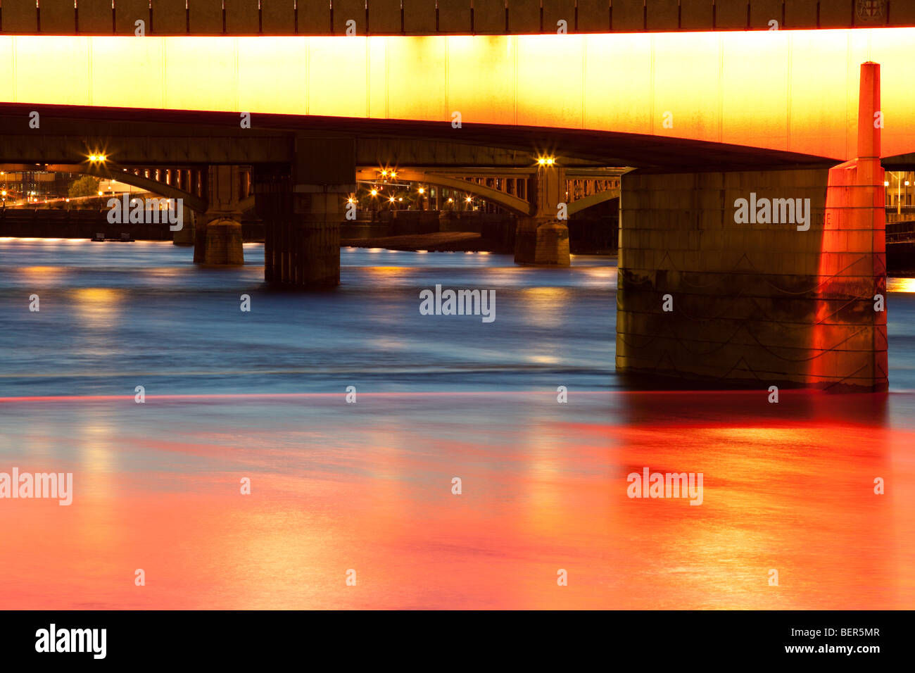 London Bridge Night Shot Stock Photo Alamy london-bridge-night-shot-stock-photo-alamy