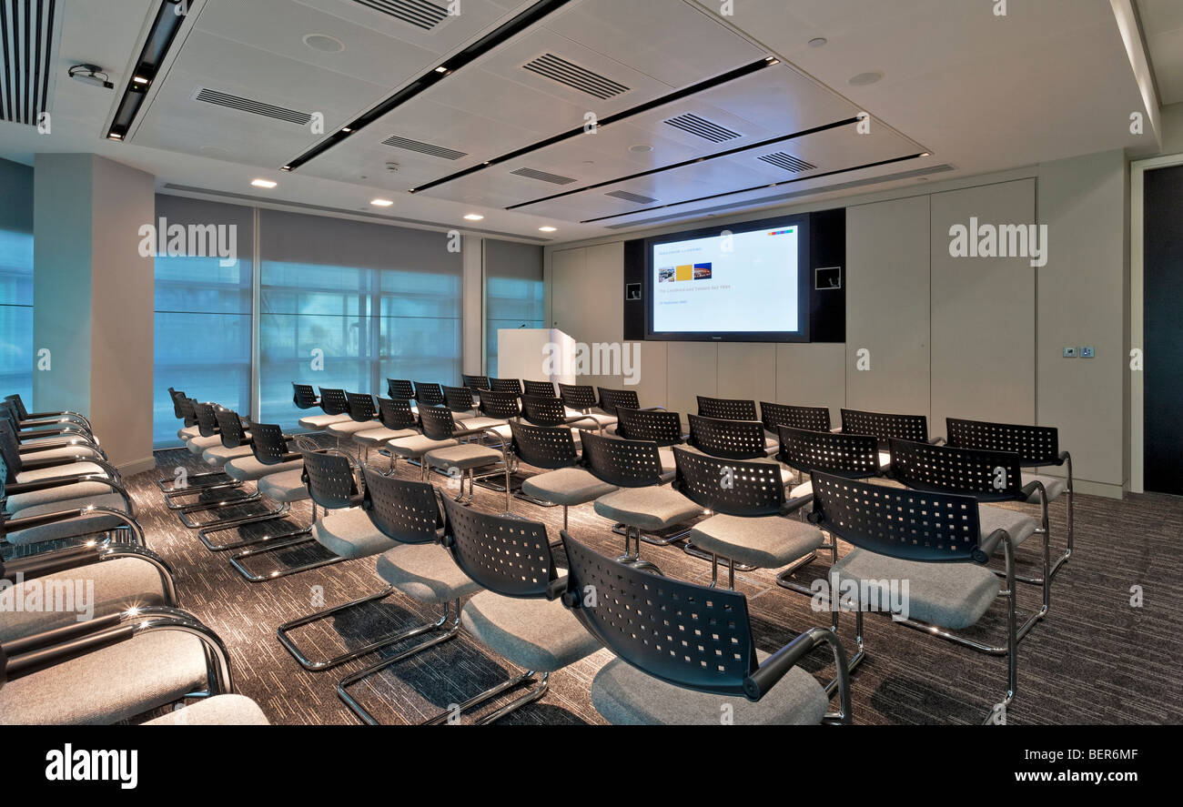 Milton Gate offices in the City of London Stock Photo - Alamy